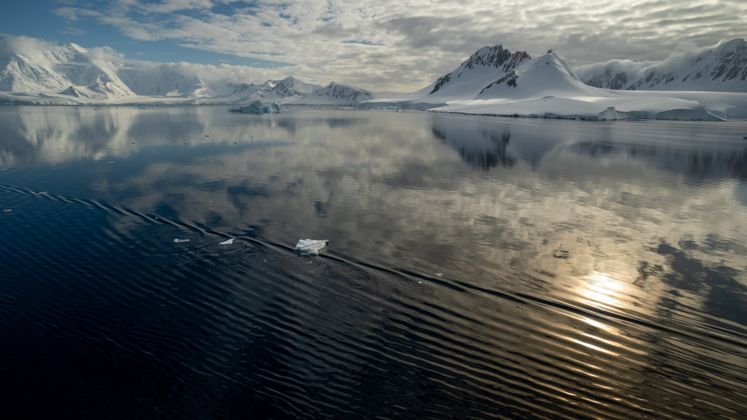 20 Photos That Will Inspire You To Visit Antarctica
